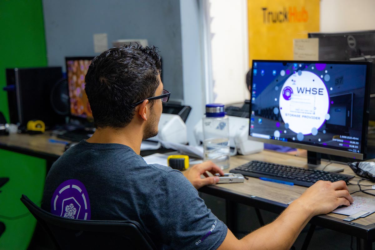 What Is Drop Shipping and How Does it Work? - Go Warehouse